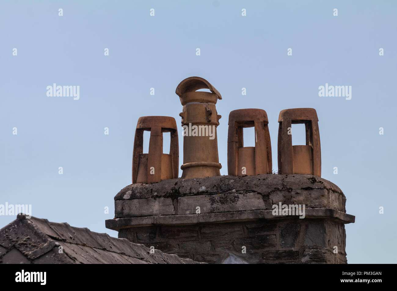 Slate plinth hi-res stock photography and images - Alamy