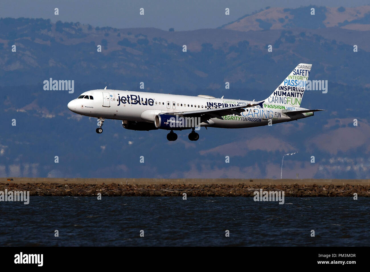 Airbus A320-232 (N598JB) operated by JetBlue Airways with the Inspiring ...