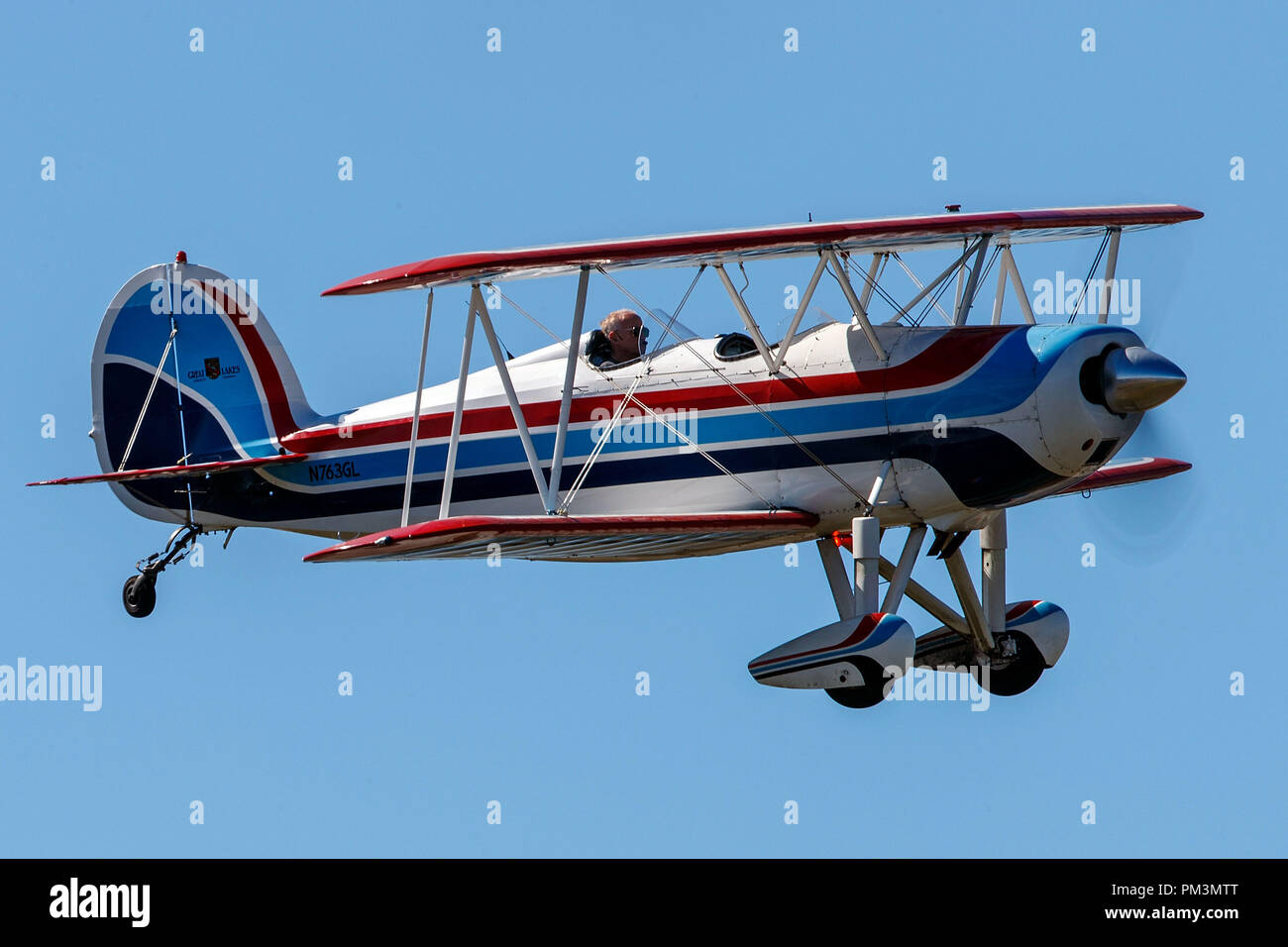 Great Lakes 2T-1A-2 (N763GL) on approach to Palo Alto Airport (KPAO ...
