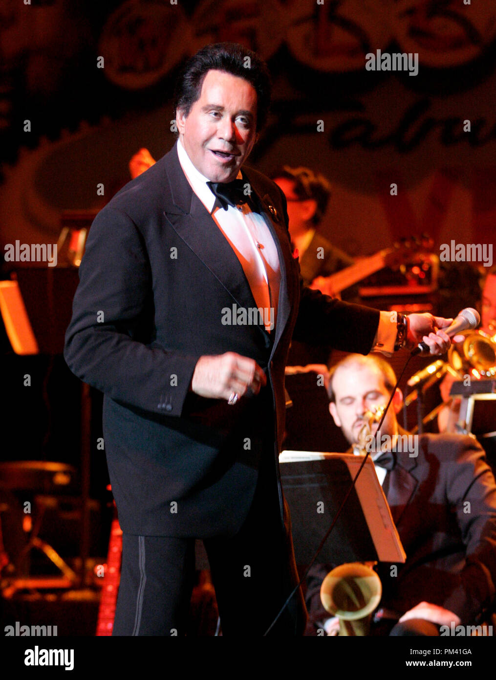 Entertainer wayne newton hi-res stock photography and images - Alamy