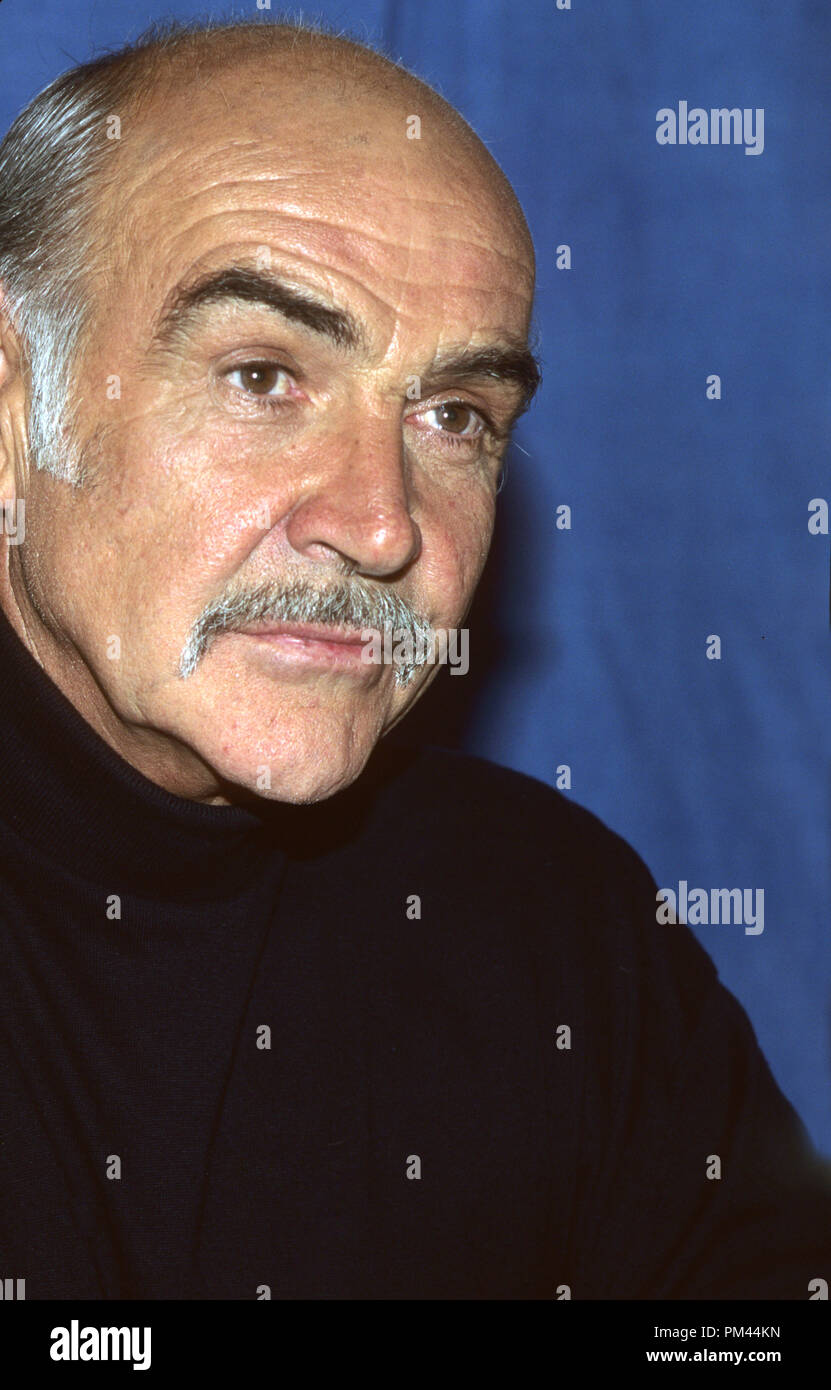 Scottish actor sean connery hi-res stock photography and images - Alamy