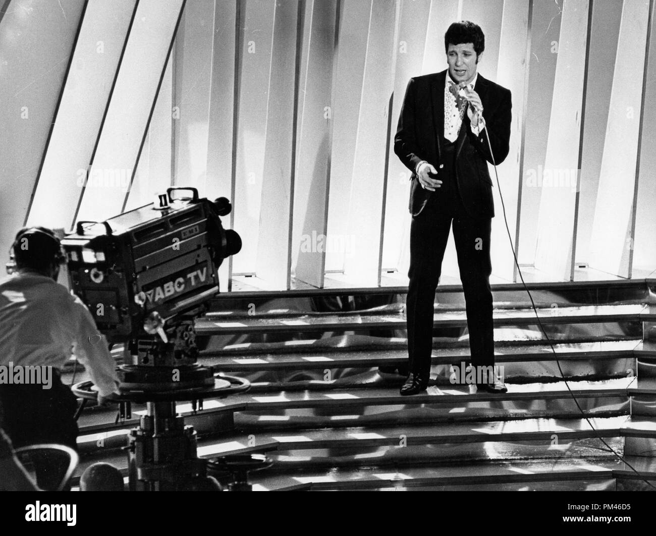 Tom jones Black and White Stock Photos & Images - Alamy
