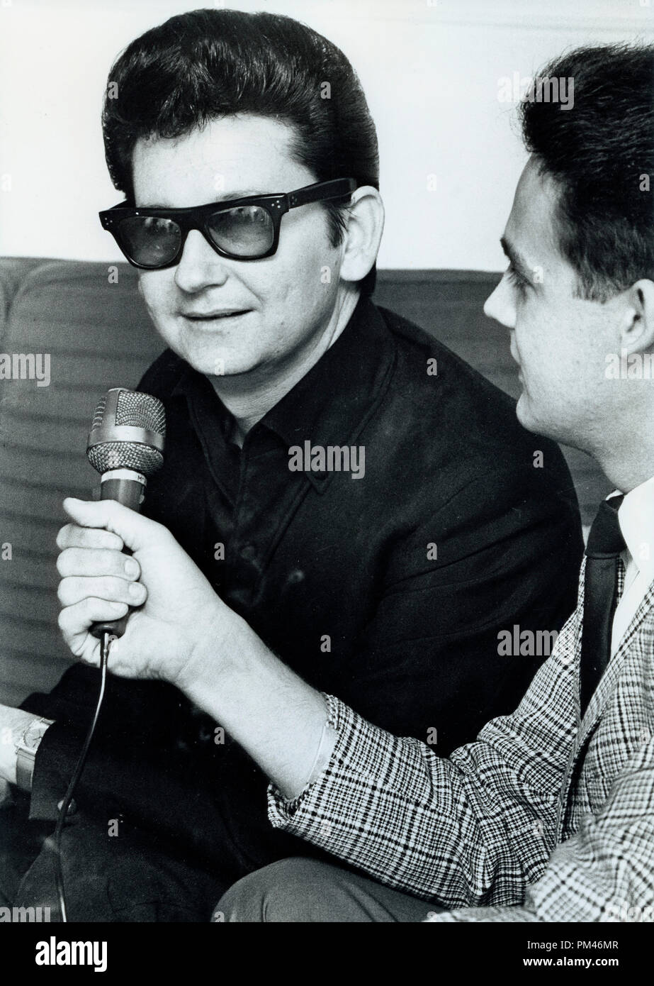 Roy orbison 1960s hi-res stock photography and images - Alamy