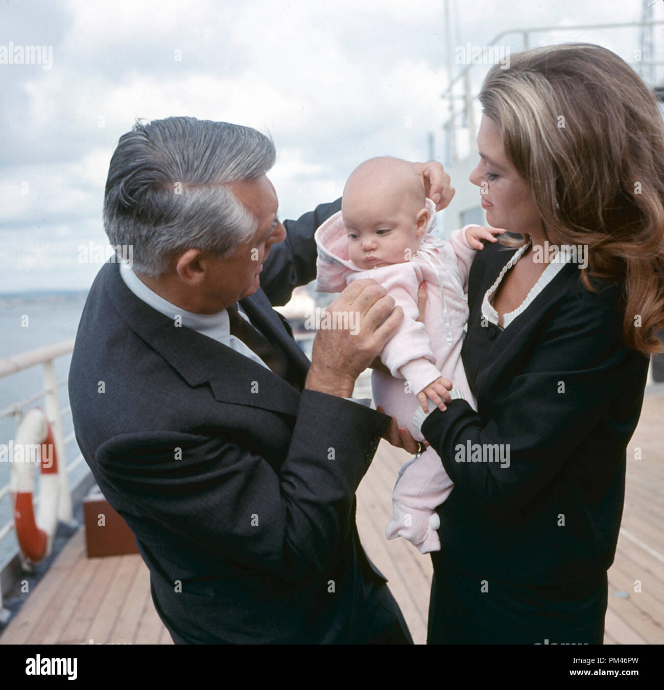 Cary Grant with his wife Dyan Cannon and baby Jennifer,1966. File ...