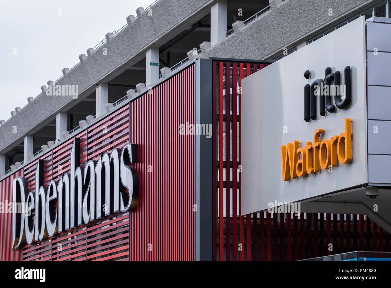 Intu watford shopping centre extension hi-res stock photography and ...