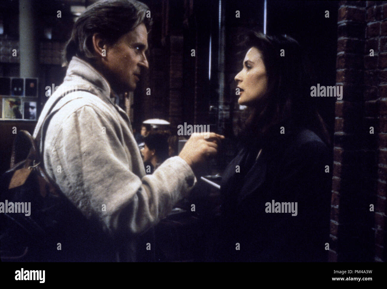 Demi Moore, Michael Douglas "Disclosure" 1994 Stock Photo - Alamy