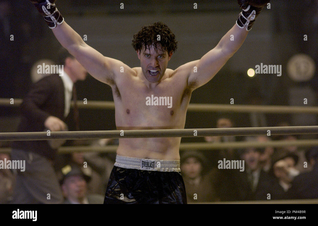 Craig bierko cinderella man hi-res stock photography and images - Alamy
