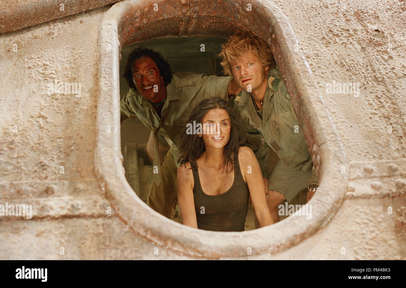 Sahara 2005 Penelope Cruz High Resolution Stock Photography and Images ...
