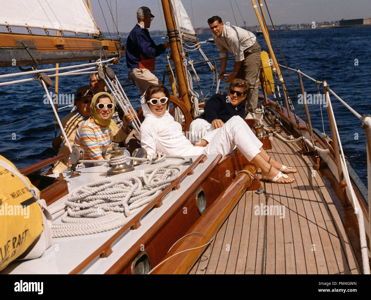 John f kennedy 1962 americas cup hi-res stock photography and images ...