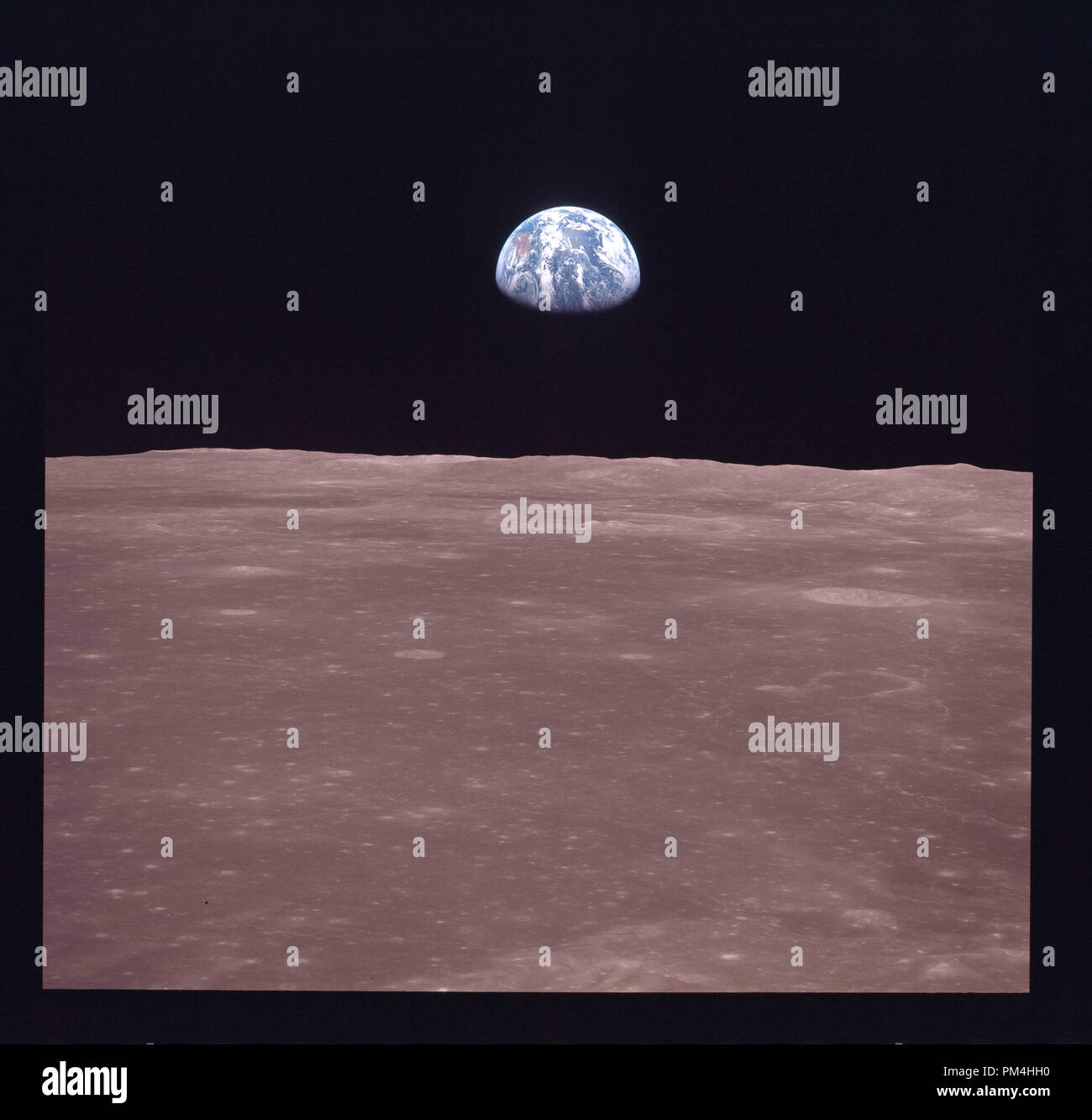 Earthrise over moon apollo 11 hi-res stock photography and images - Alamy