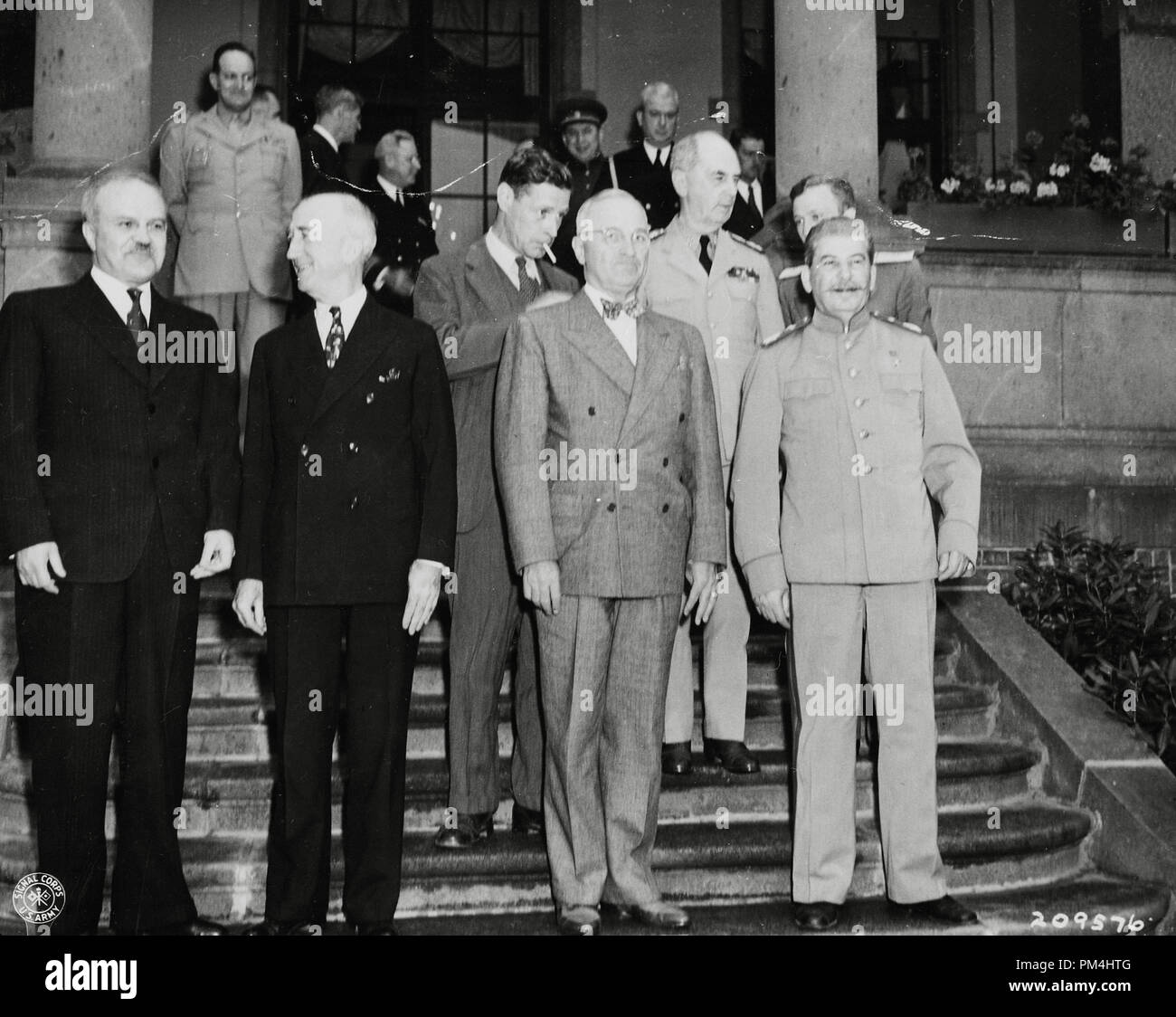 Soviet leader hi-res stock photography and images - Alamy