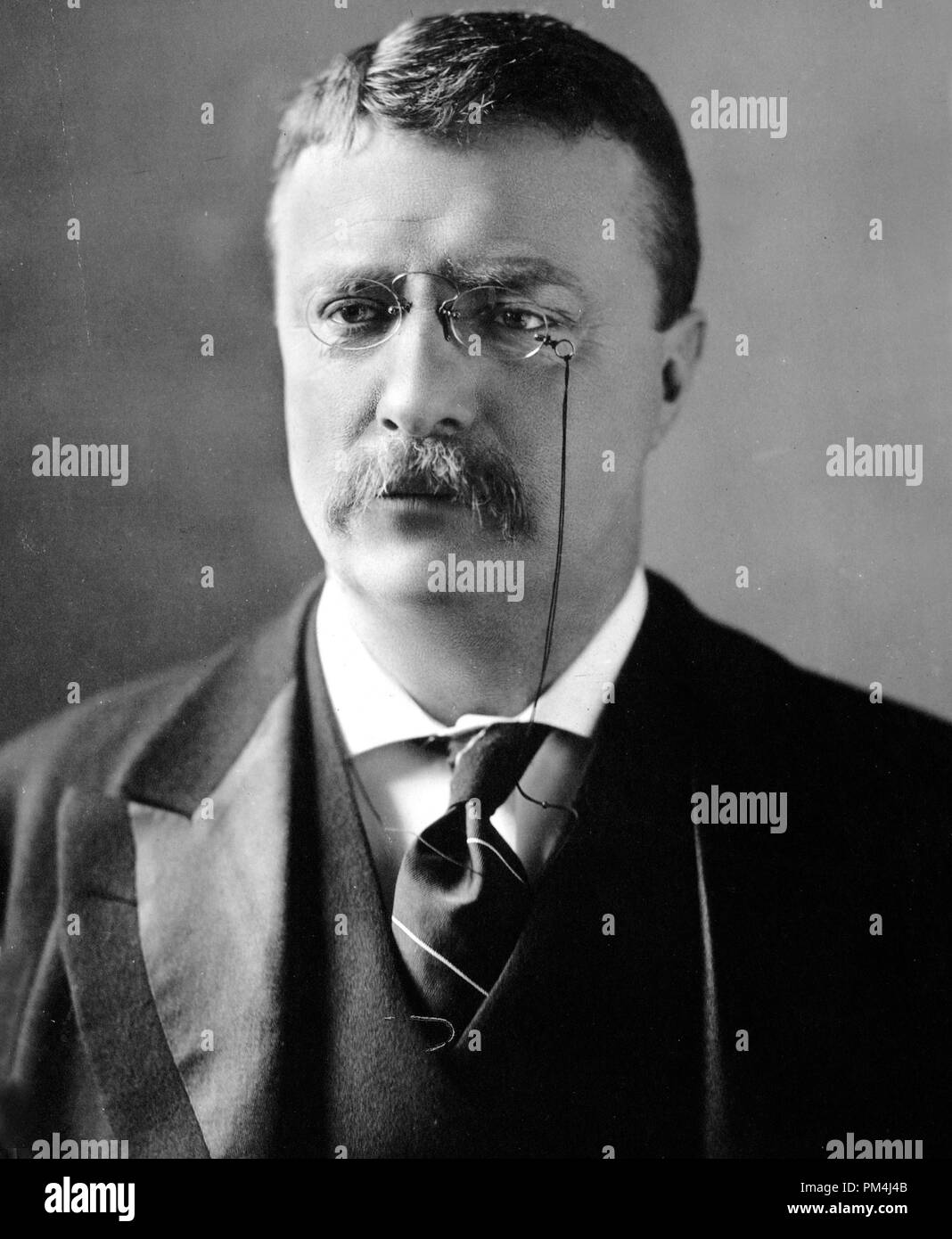 1900s decade hi-res stock photography and images - Alamy