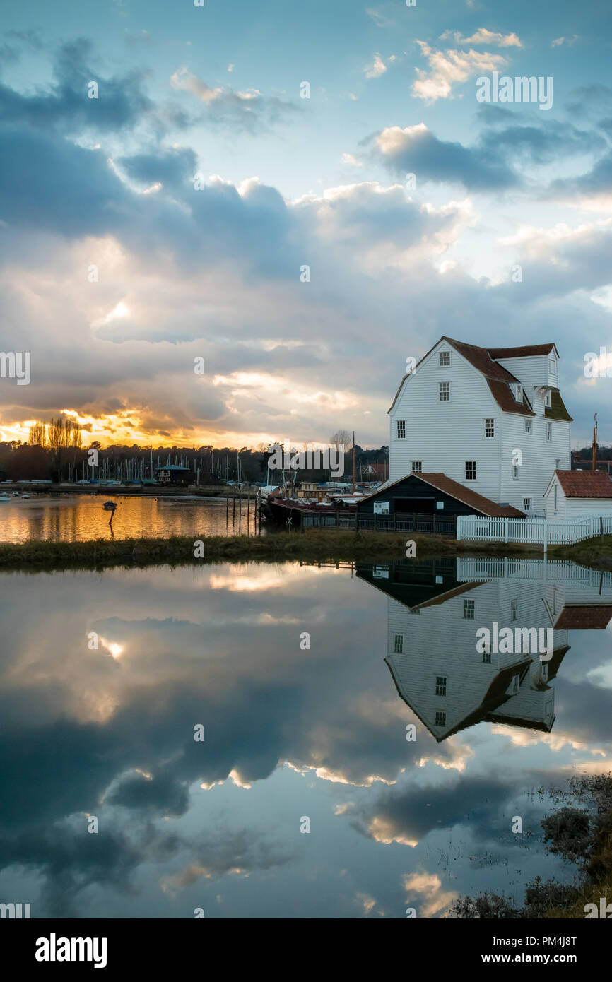 Woodbridge Tide Mill in Woodbridge, Suffolk, on the banks of the River ...
