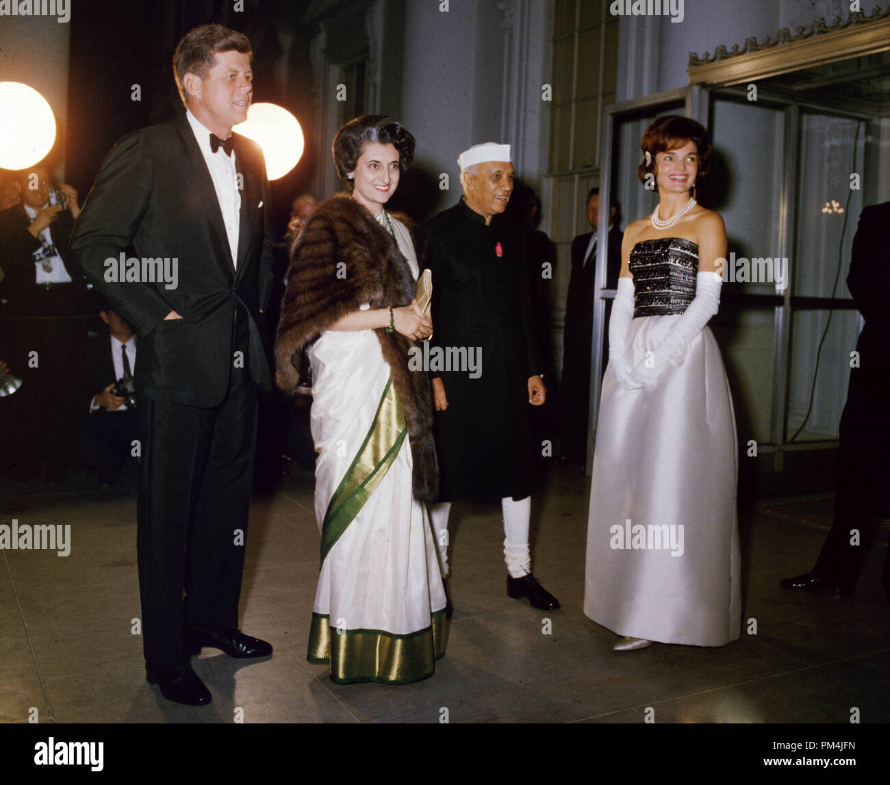 Nehru with his daughter indira hi-res stock photography and images - Alamy