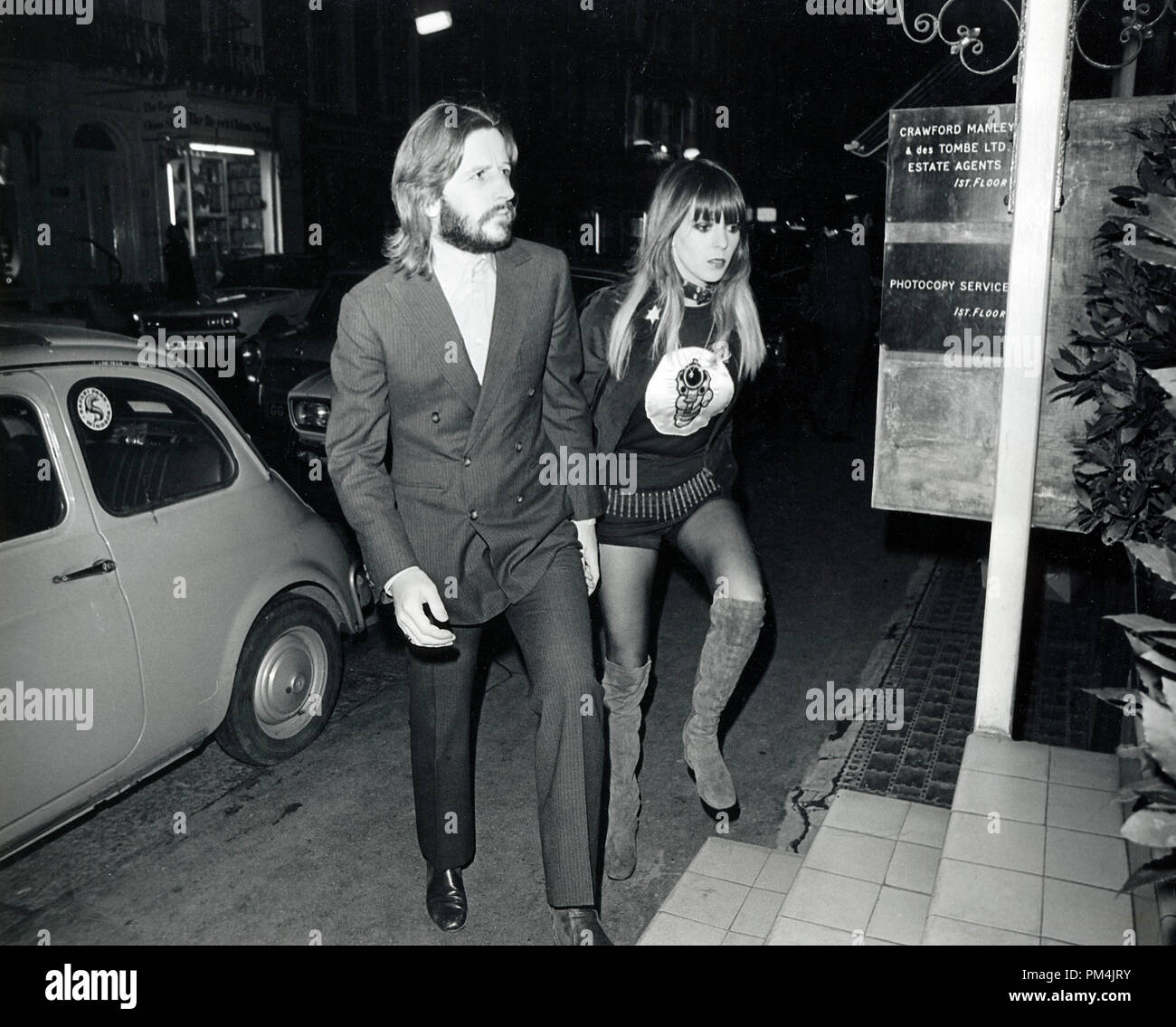 Beatle ringo starr with wife maureen cox hi-res stock photography and ...