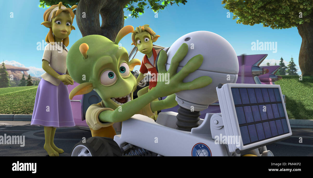 "Skiff" voiced by Seann William Scott (front) with "Rover" and "Neera ...