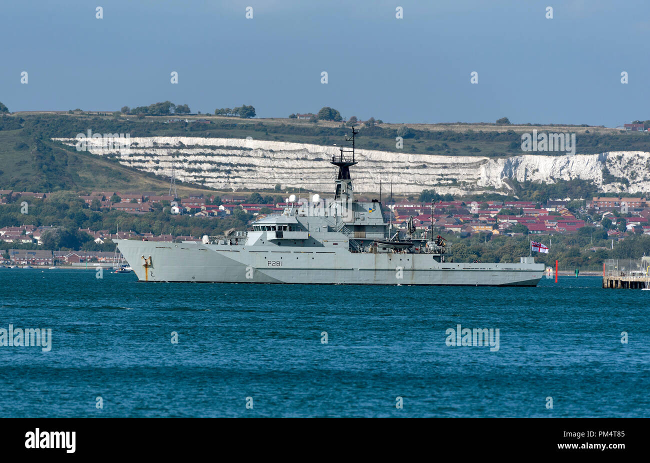 HMS Tyne departing Portsmouth Harbour to patrol the offshore fishing ...