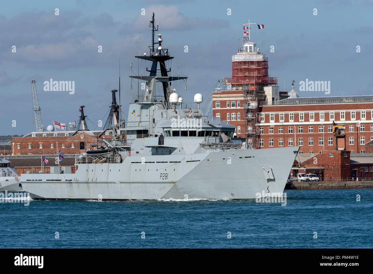 HMS Tyne departing Portsmouth Harbour to patrol the offshore fishing ...