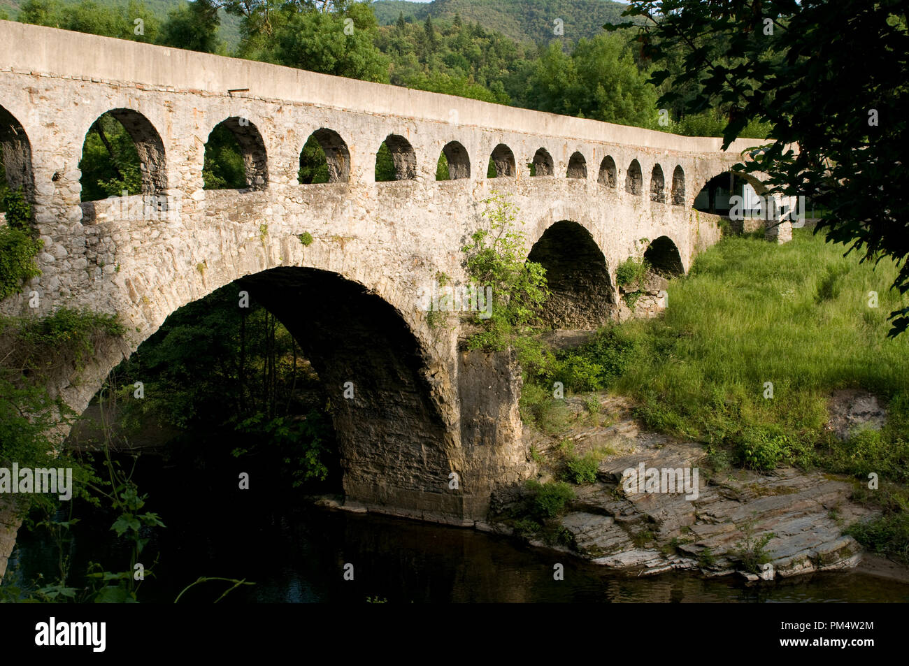 Le have bridge hi-res stock photography and images - Alamy