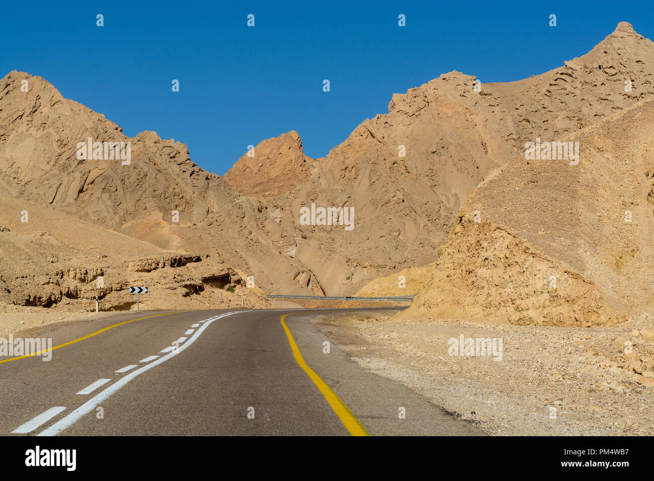 Asphalt road in desert Negev, Israel, road 12, transport infrastructure ...