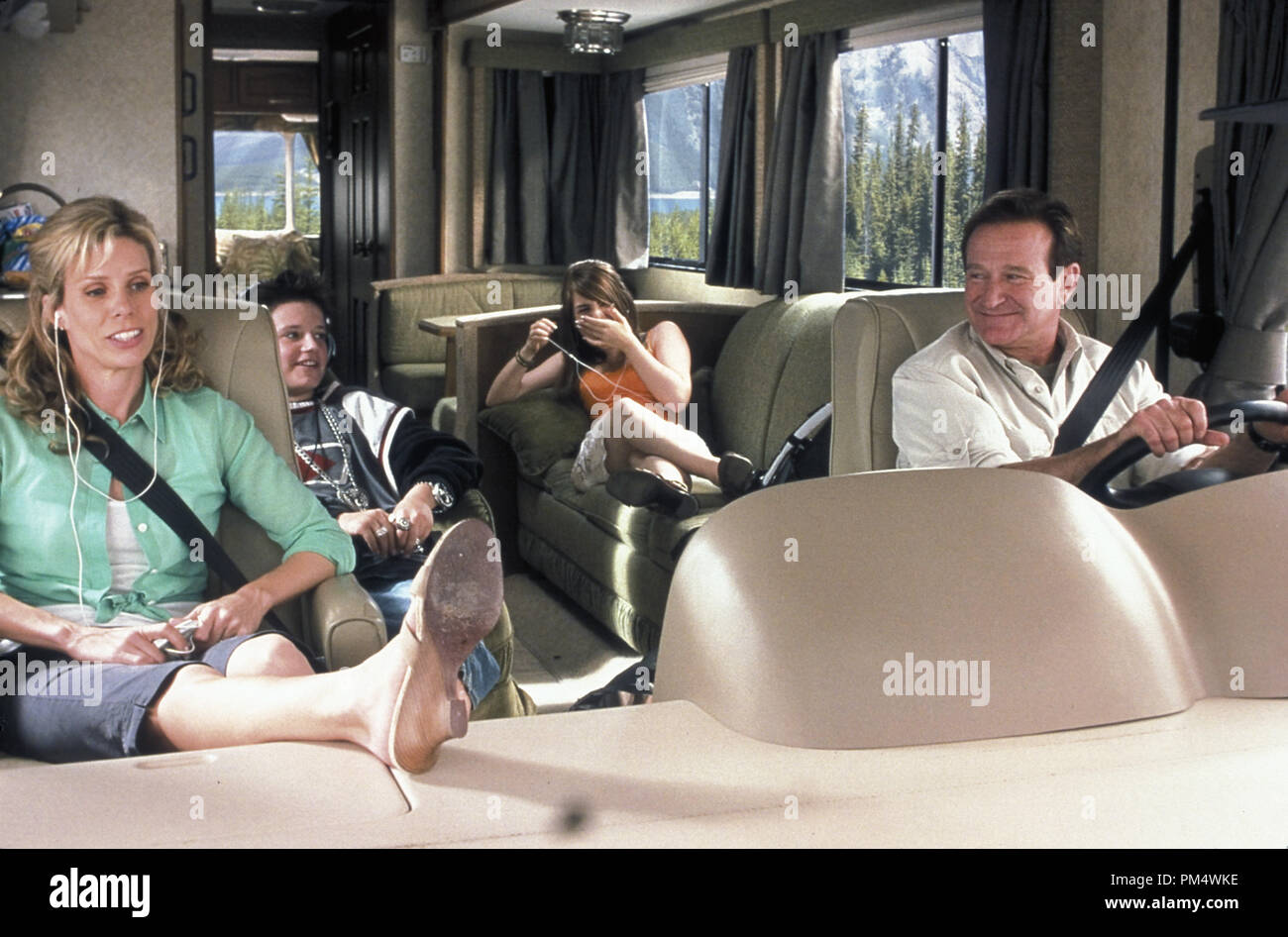 Film Still / Publicity Still from "R.V." Cheryl Hines, Josh Hutcherson ...