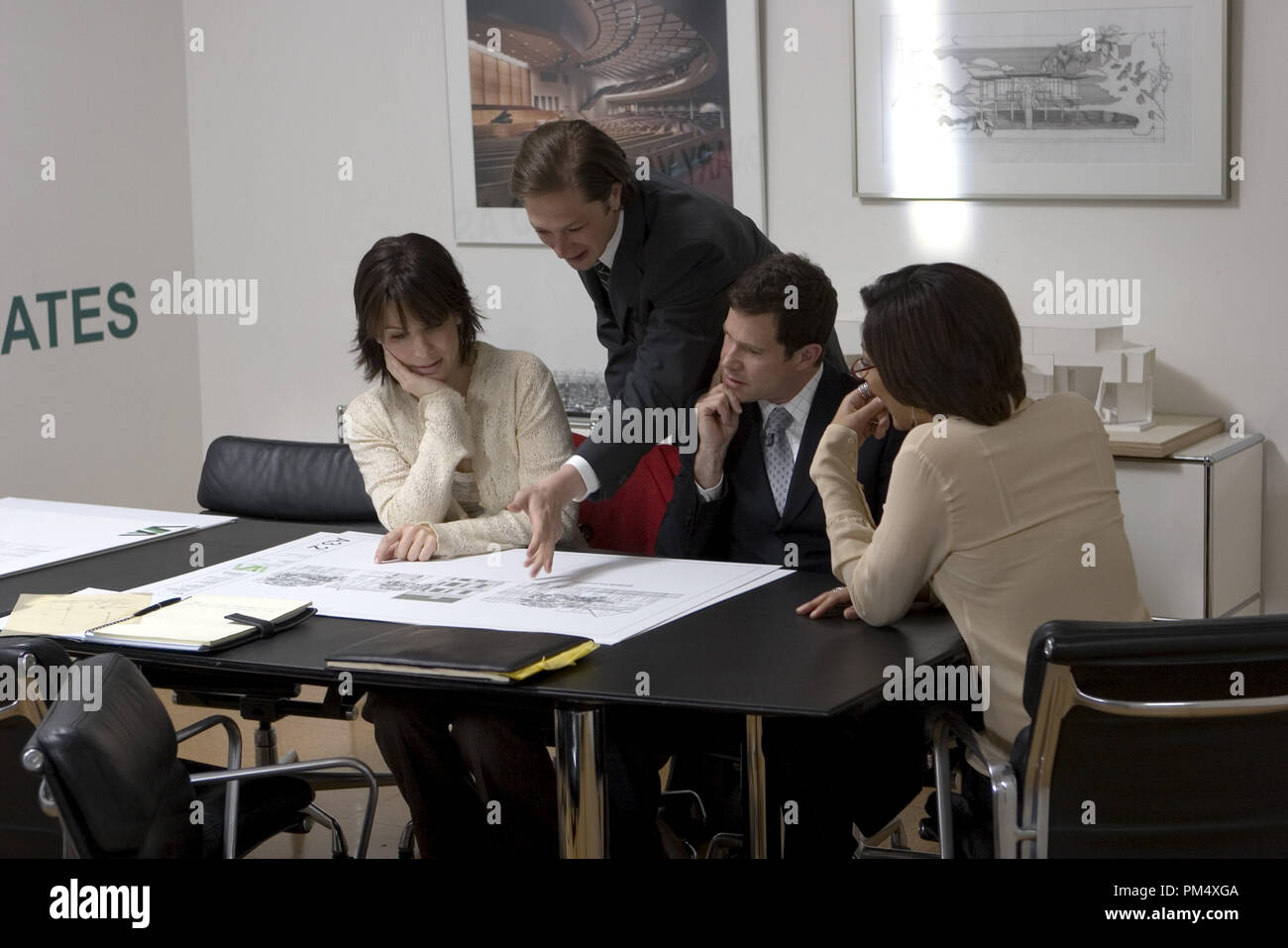Studio Publicity Still from "The Lake House" Sandra Bullock, Ebon Moss ...