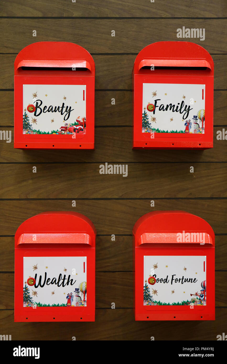 Wall of wishes hi-res stock photography and images - Alamy