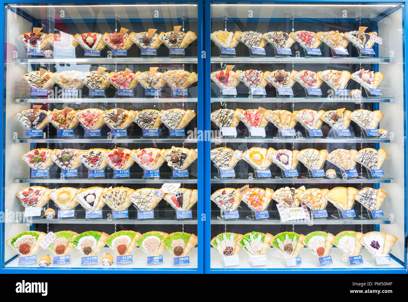 Crepes display hi-res stock photography and images - Alamy