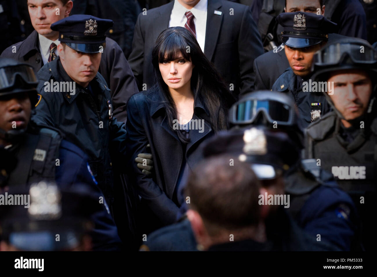 Angelina Jolie stars as "Evelyn Salt" in Columbia Pictures ...