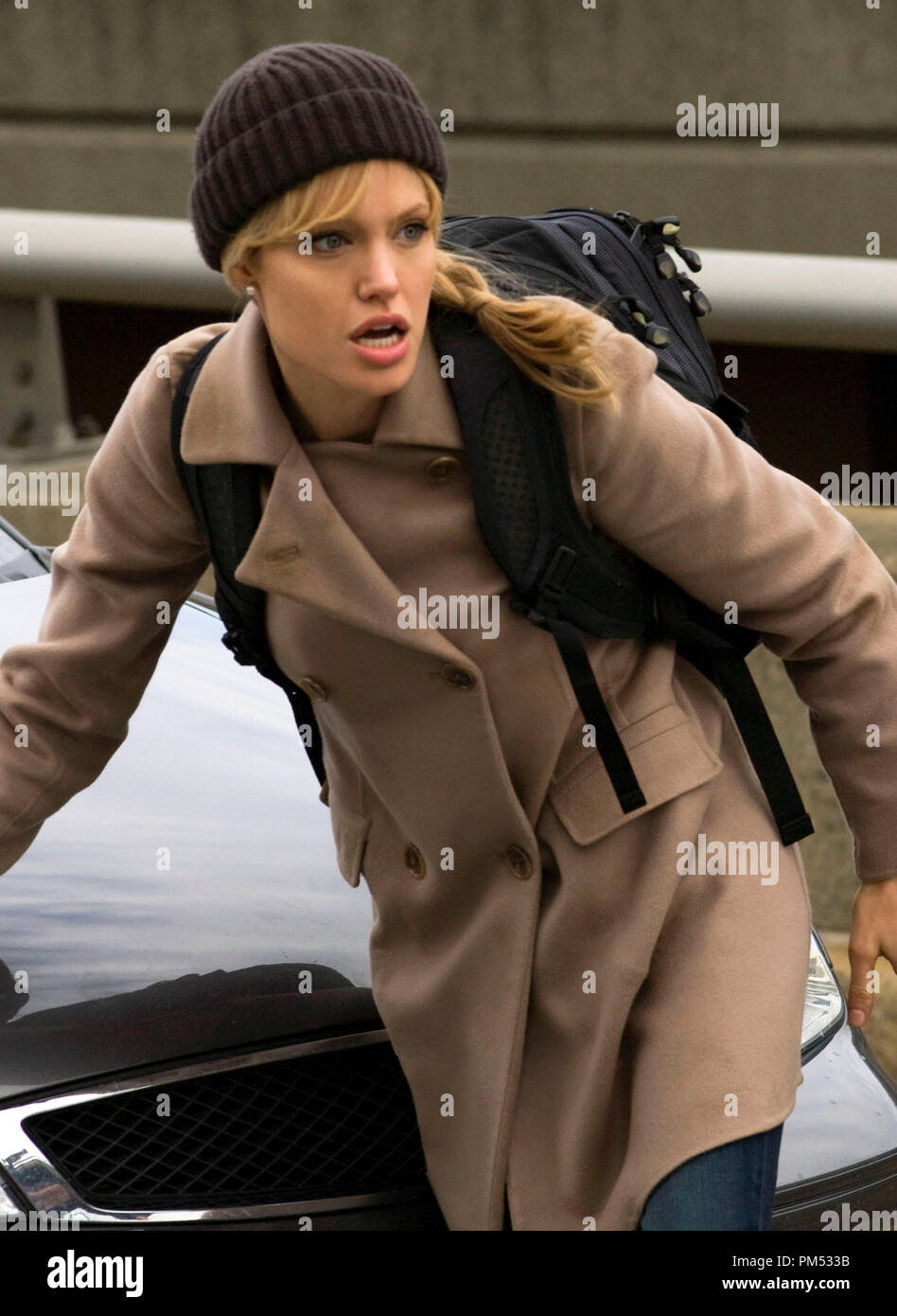Angelina Jolie stars as "Evelyn Salt" in Columbia Pictures ...