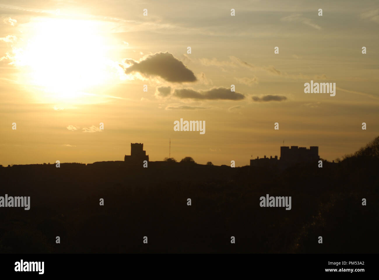 Dover castle sunset hi-res stock photography and images - Alamy
