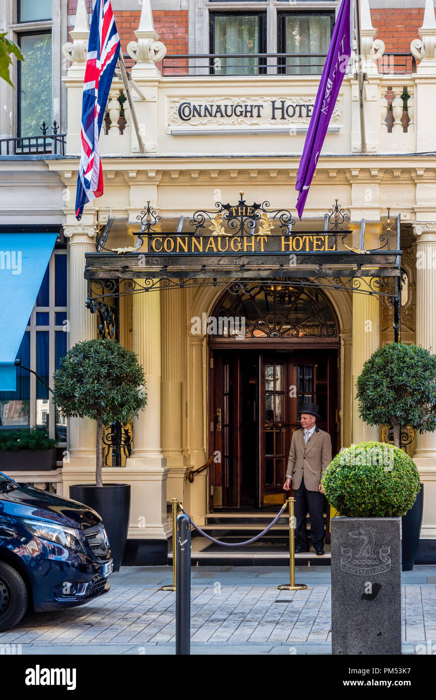 Connaught Hotel Mayfair Stock Photos & Connaught Hotel Mayfair Stock ...