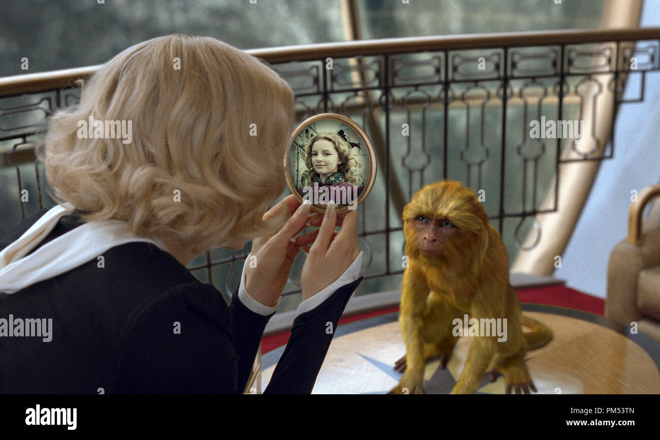 "The Golden Compass" Nicole Kidman © 2007 New Line Cinema Stock Photo ...