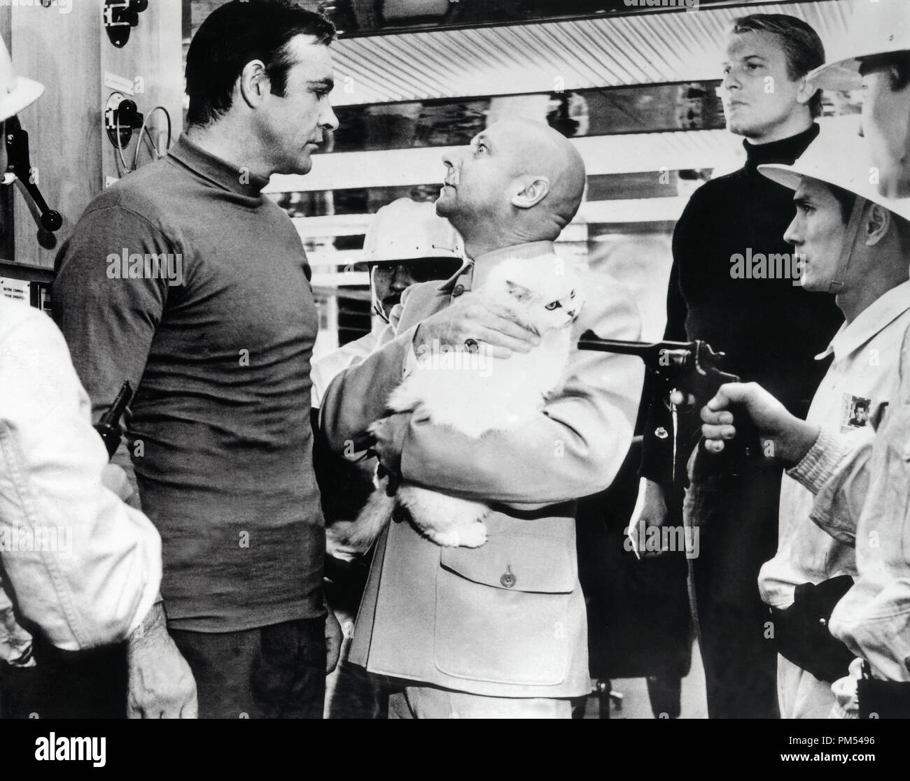 Sean connery you only live twice hi-res stock photography and images - Alamy