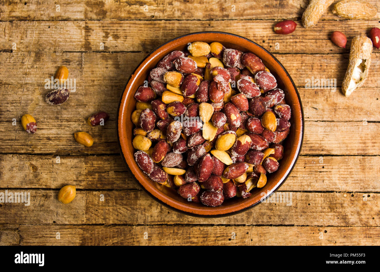 Top view roasted peanuts hi-res stock photography and images - Alamy