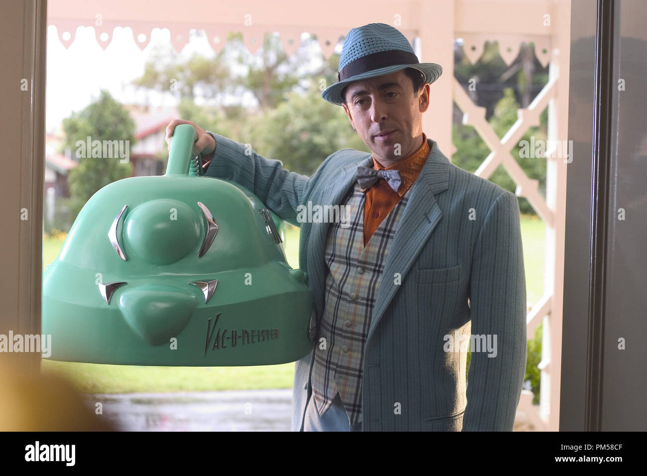 Studio Publicity Still from "Son of the Mask" Alan Cumming © 2005 New ...