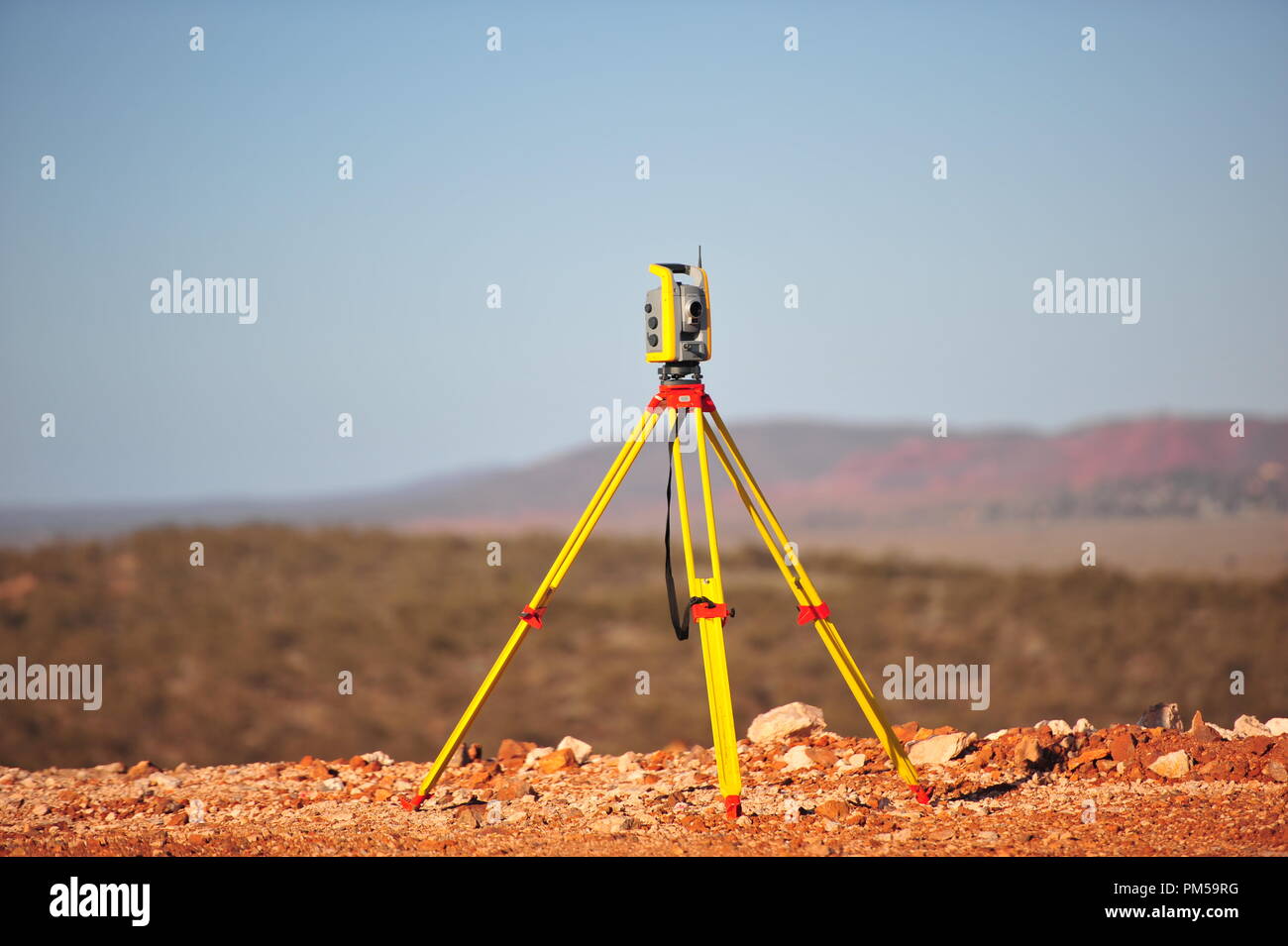Dumpy level hi-res stock photography and images - Alamy