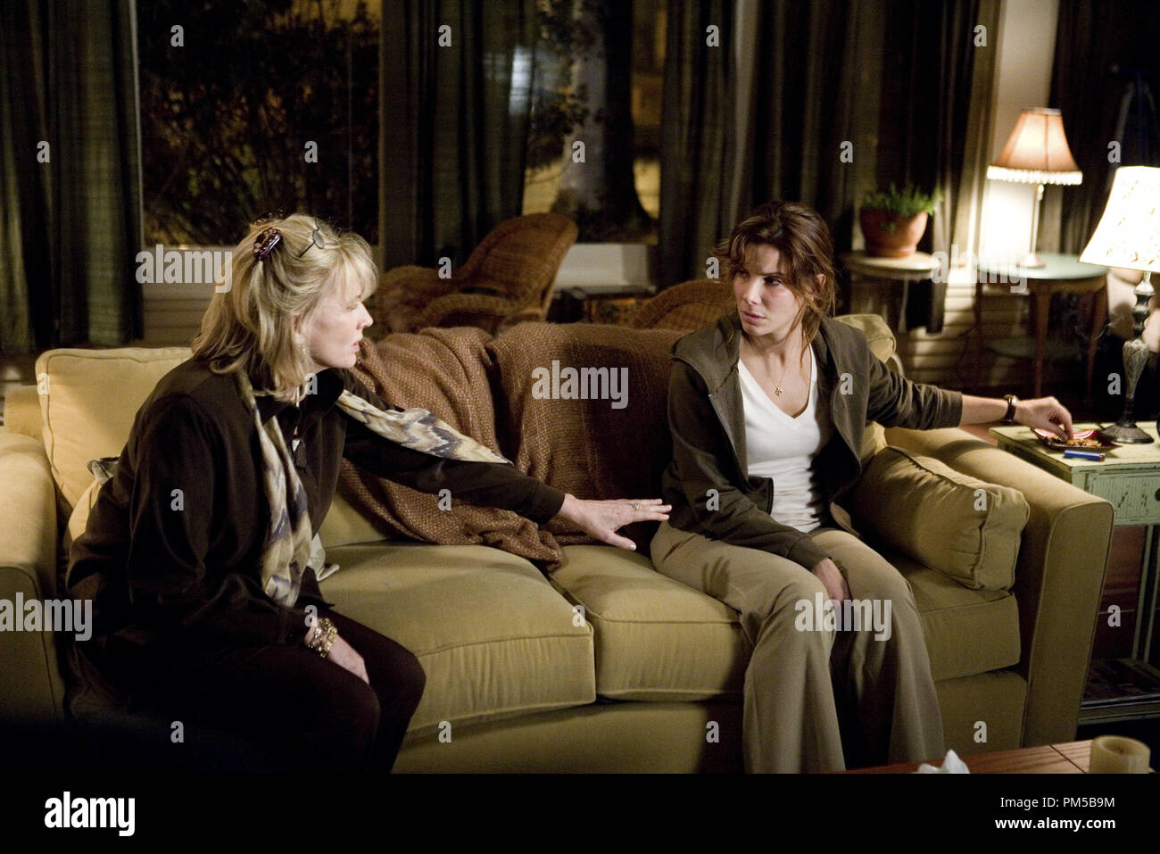 Film Still from "Premonition" Kate Nelligan, Sandra Bullock © 2007 ...