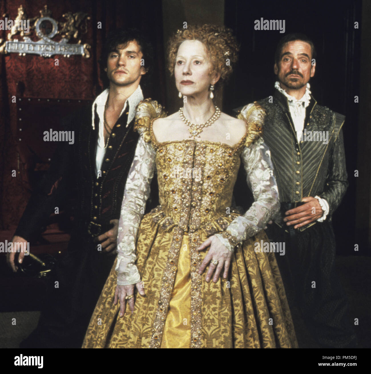 Film Still / Publicity Still from "Elizabeth I" Hugh Dancy, Helen ...