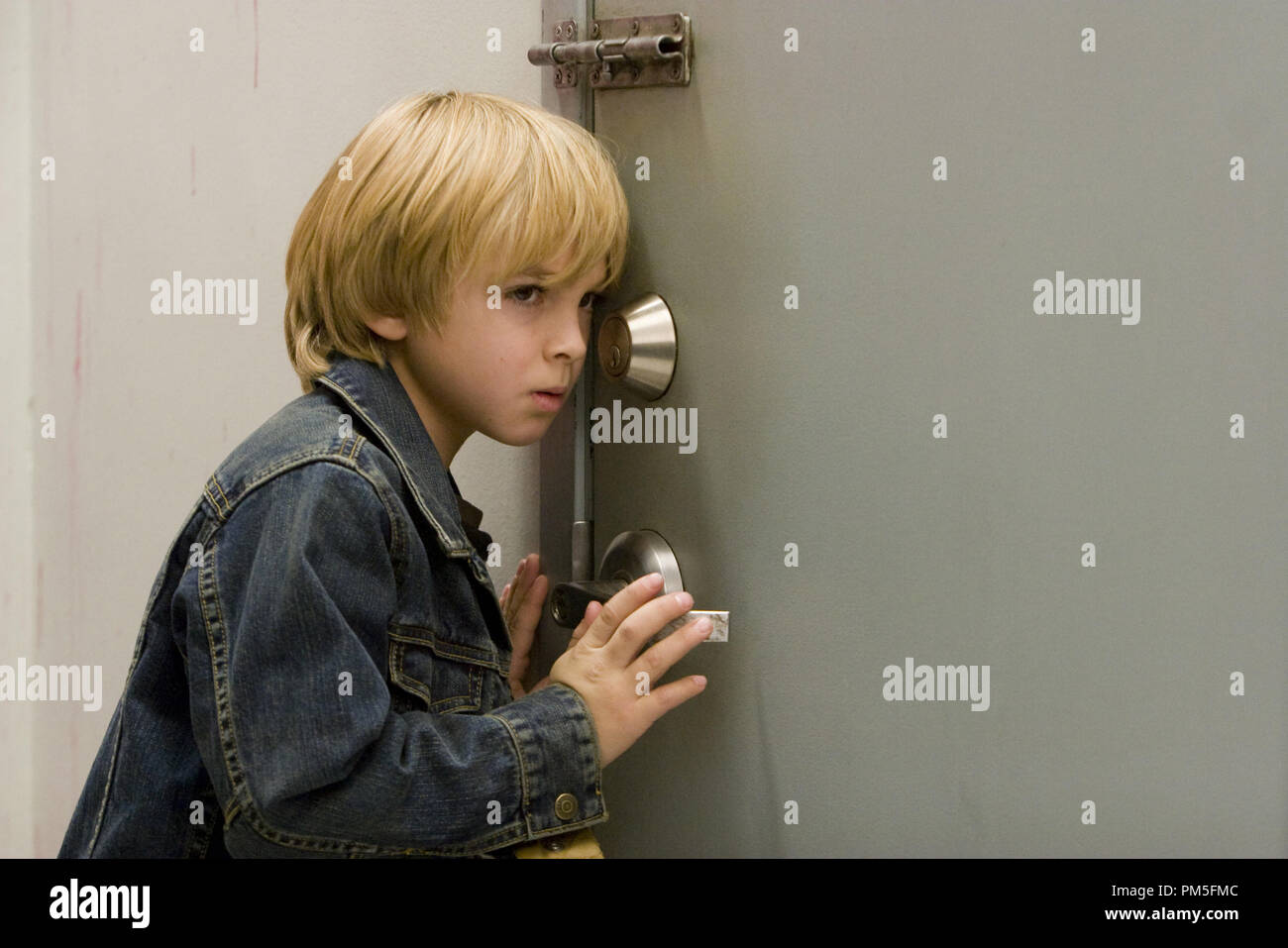 Studio Publicity Still from "The Invasion" Jackson Bond © 2007 Warner ...