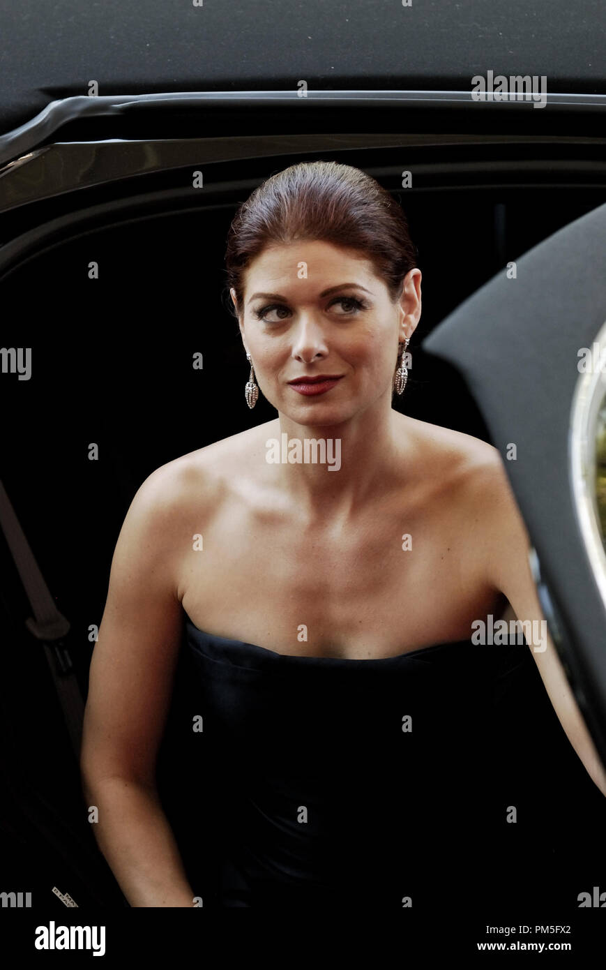 Studio Publicity Still from "The Starter Wife" Debra Messing 2007 Photo ...