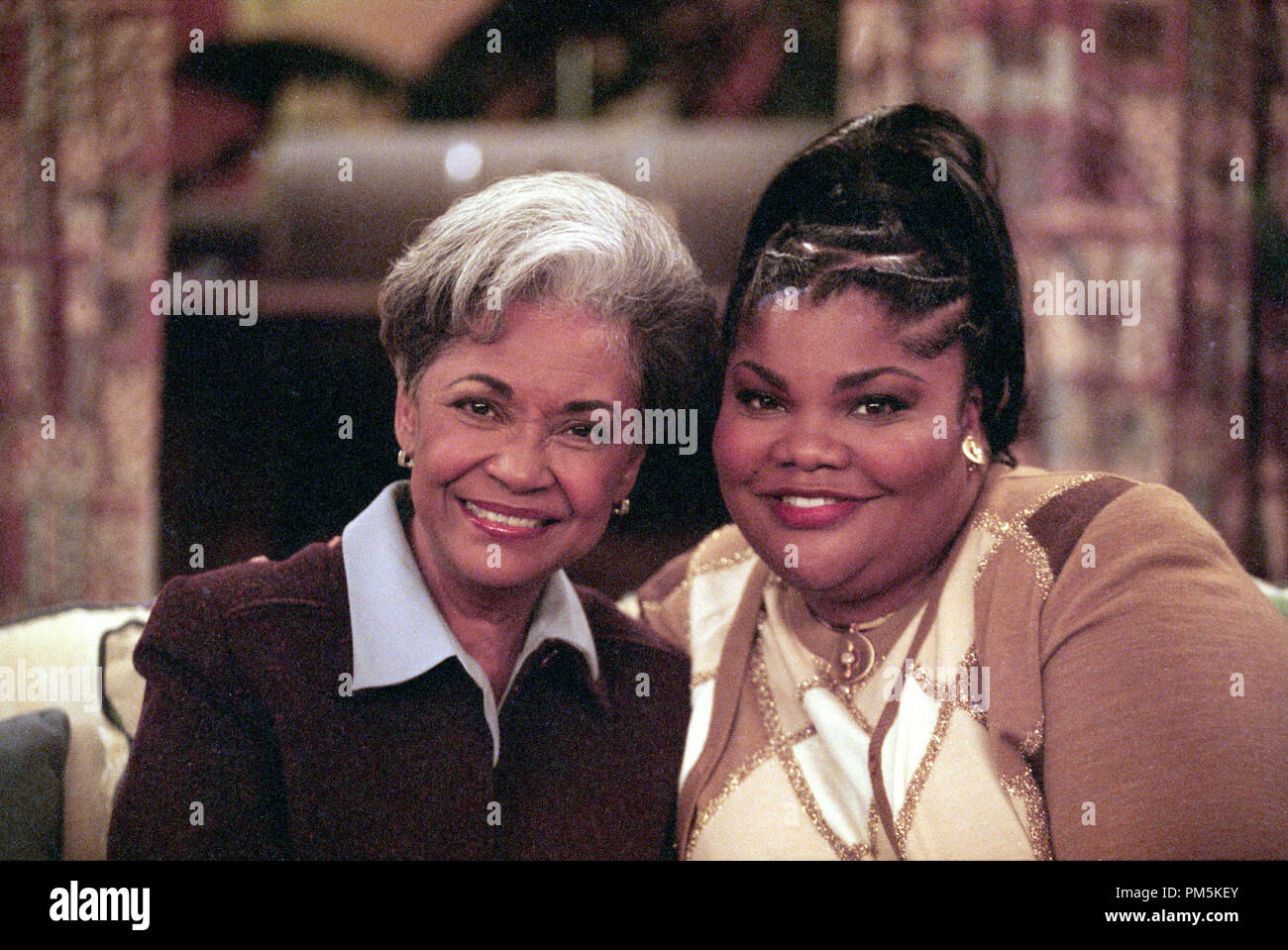 Film Still / Publicity Stills from "The Parkers" Mo'Nique circa 2000 ...