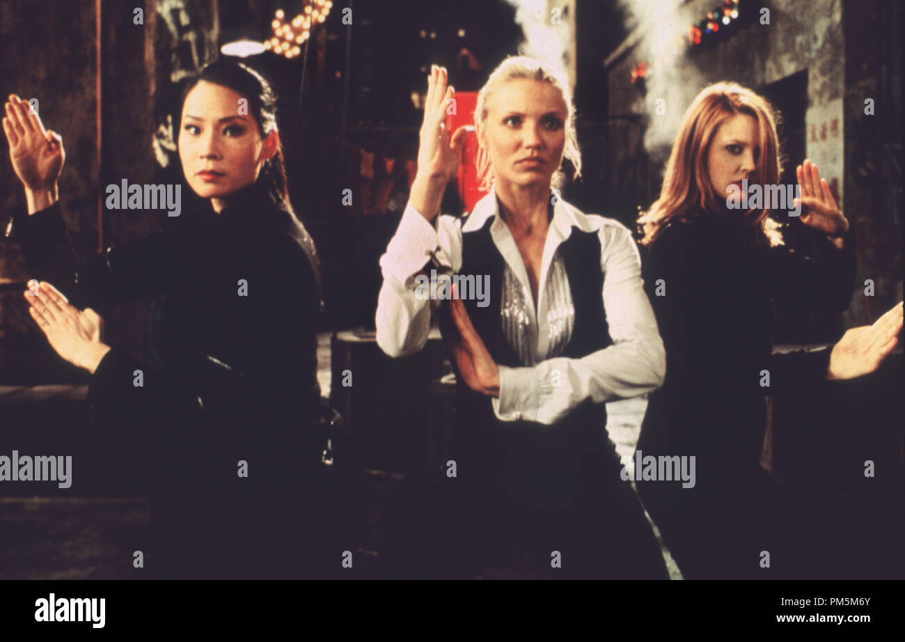Film Still / Publicity Stills from "Charlie's Angels" Lucy Liu, Cameron Diaz, Drew Barrymore ...