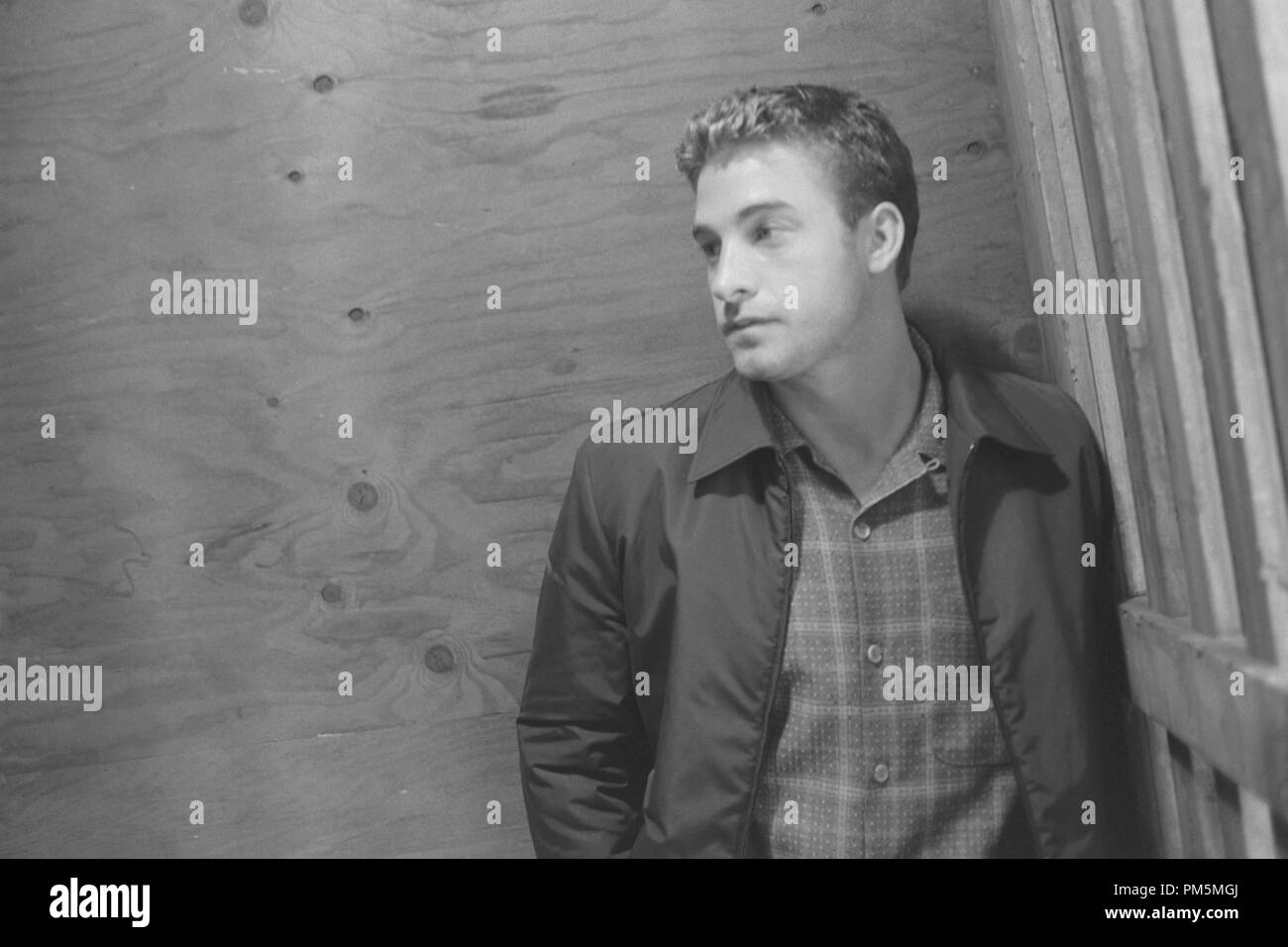Studio Publicity Still from "Felicity" Scott Speedman © 2000 Touchstone ...