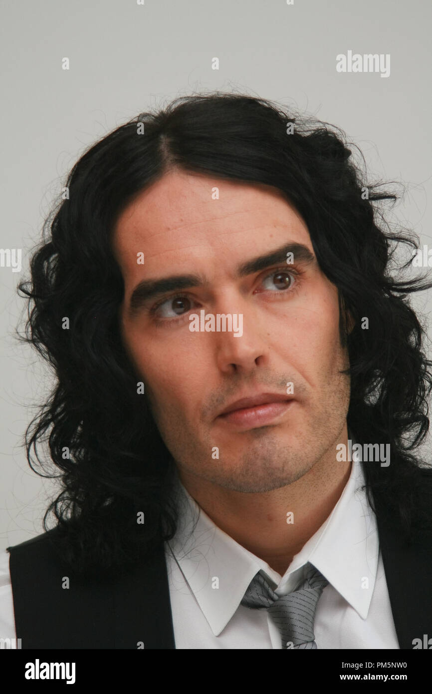 Russell Brand "Arthur" Portrait Session, March 25, 2011. Reproduction ...