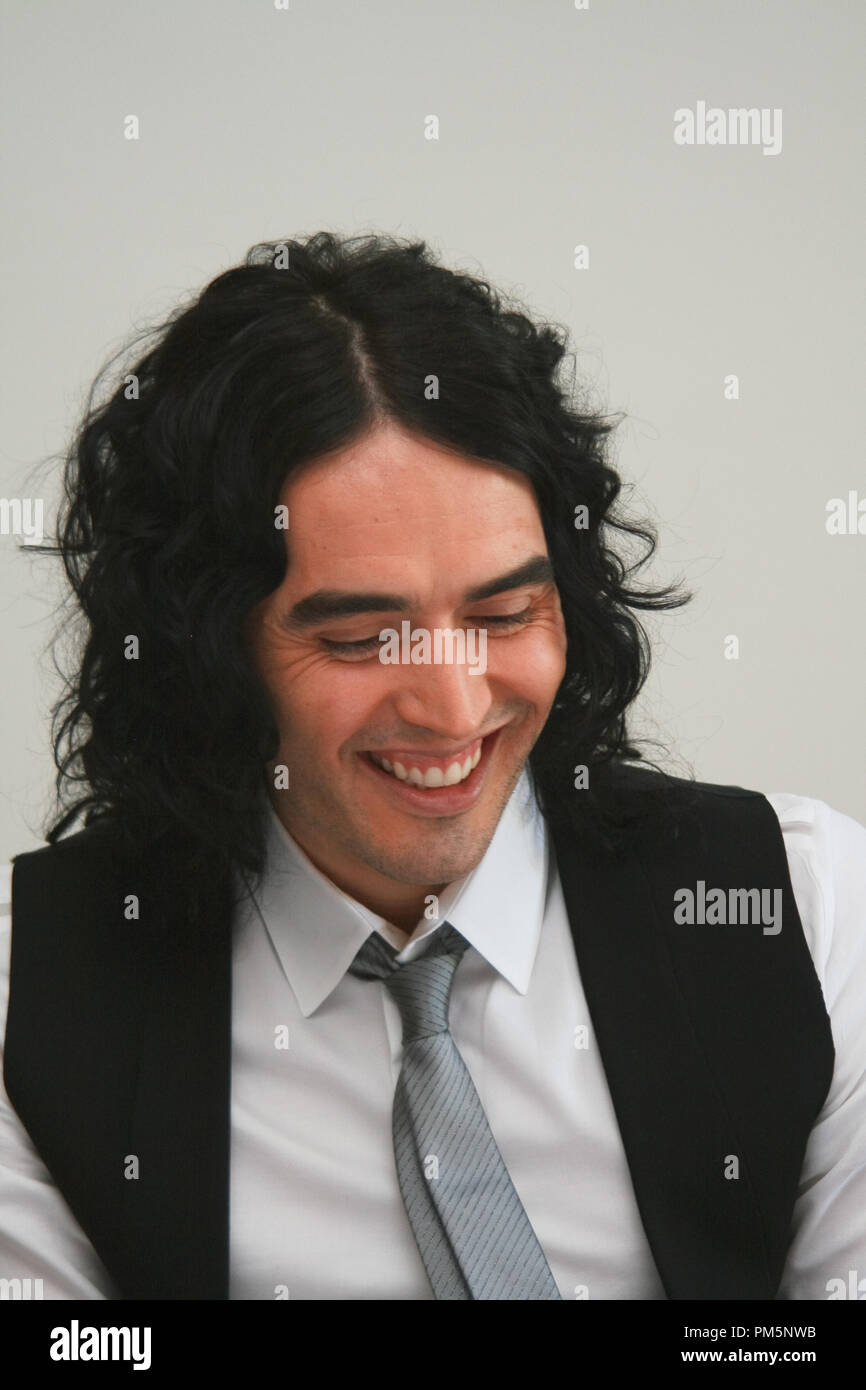 Russell Brand "Arthur" Portrait Session, March 25, 2011. Reproduction ...