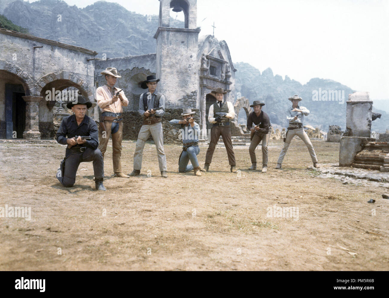 Yul Bynner, Steve McQueen, Horst Buchholz, Charles Bronson, Robert Vaughn, Brad Dexter, James ...