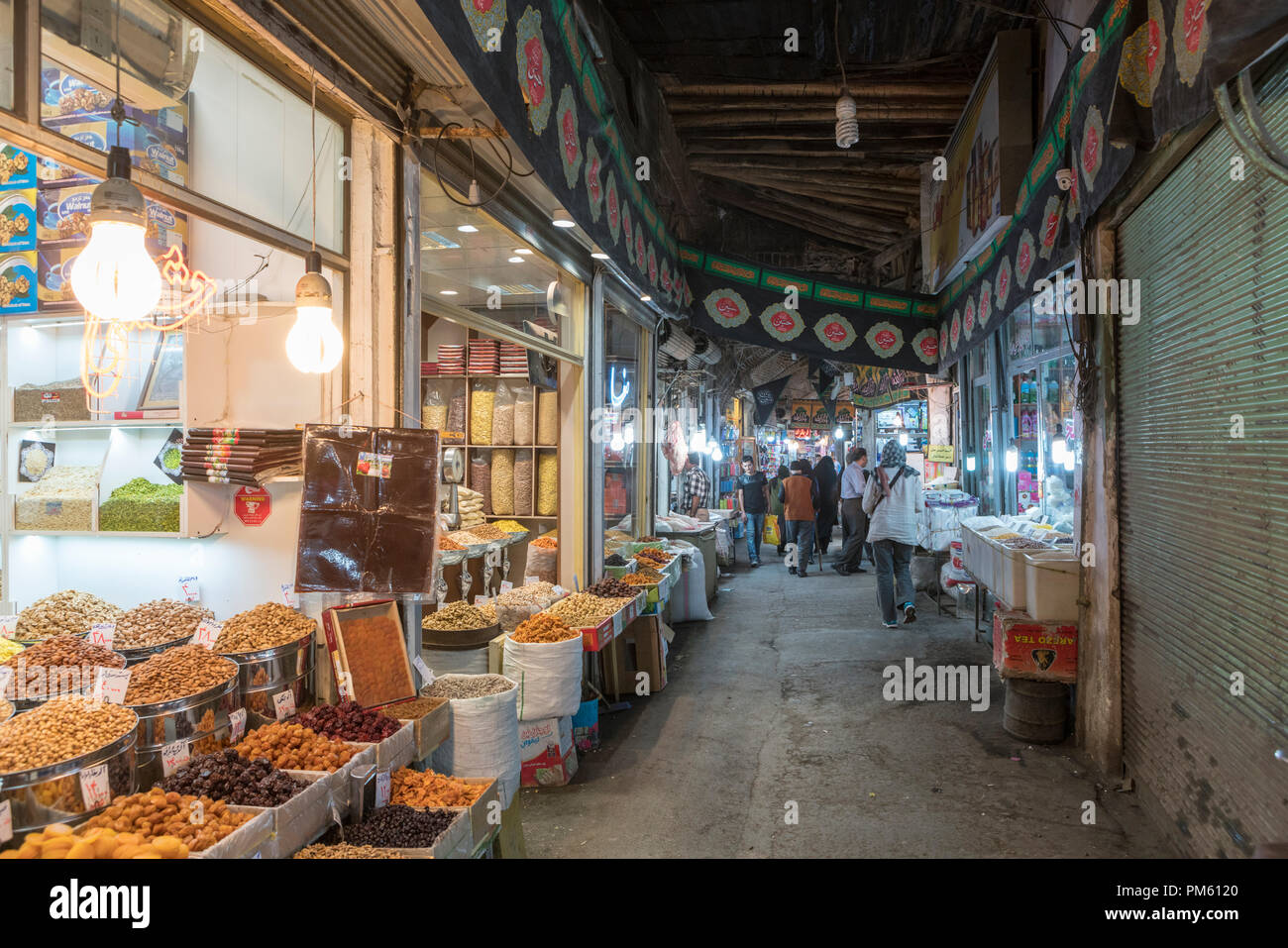 An alley in the covered bazaar in Tabriz, Iran Stock Photo - Alamy