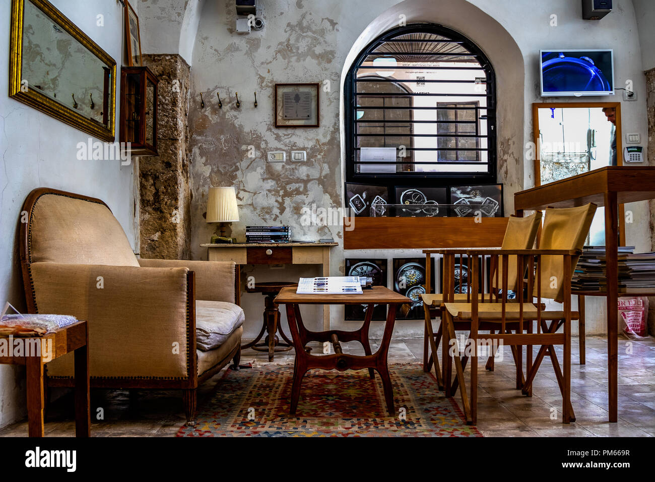 Old vintage studio interior in Yafo, Tel Aviv, Israel Stock Photo - Alamy
