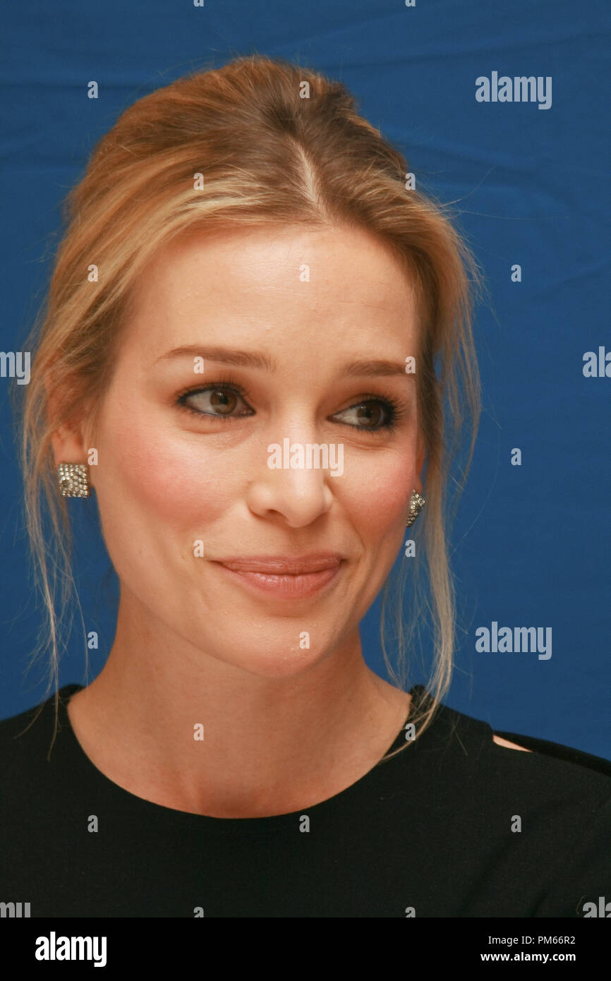 Piper Perabo "Covert Affairs" Portrait Session, July 28, 2011 ...
